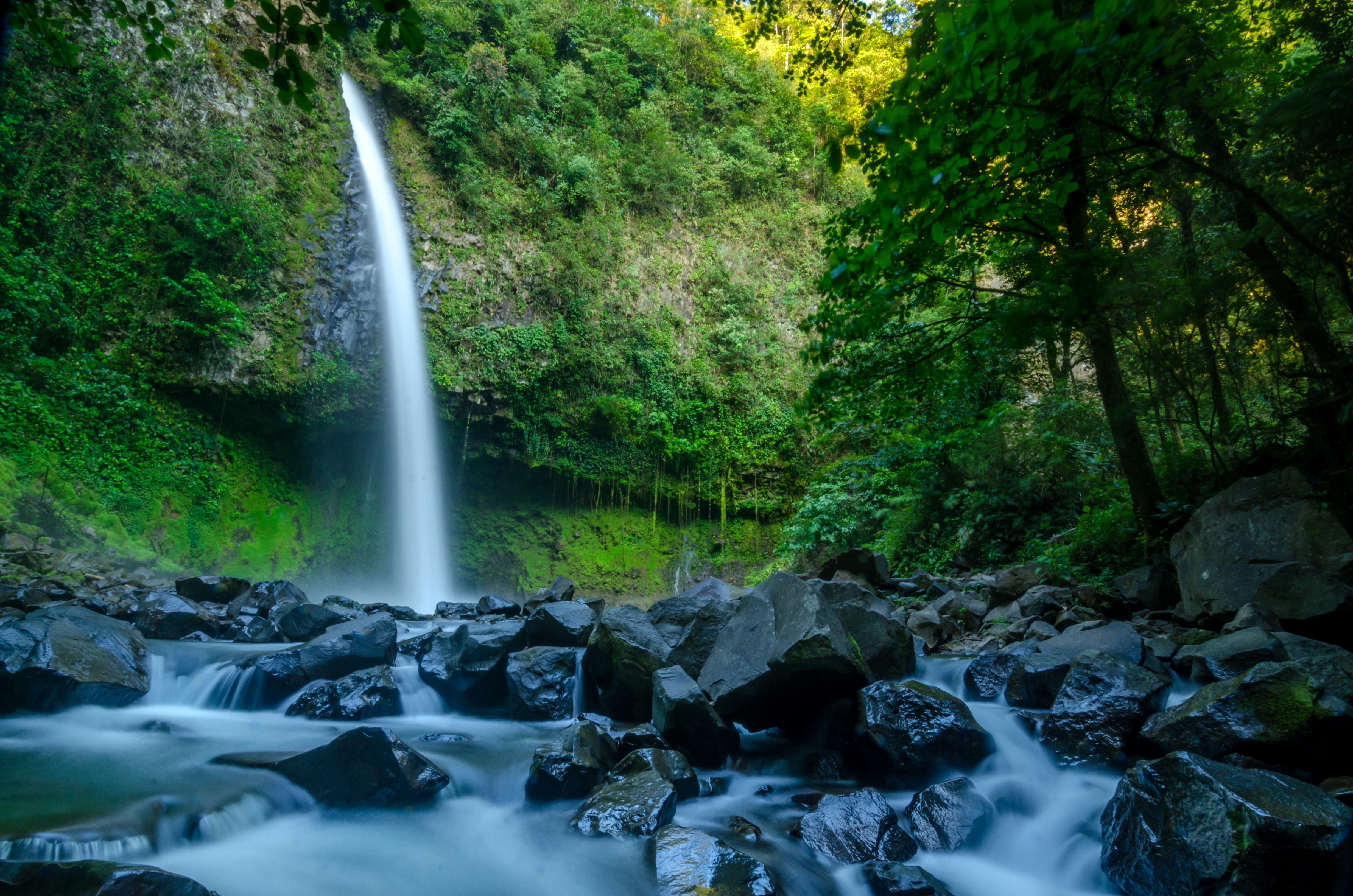 Catarata Río Fortuna - La Fortuna de San Carlos.