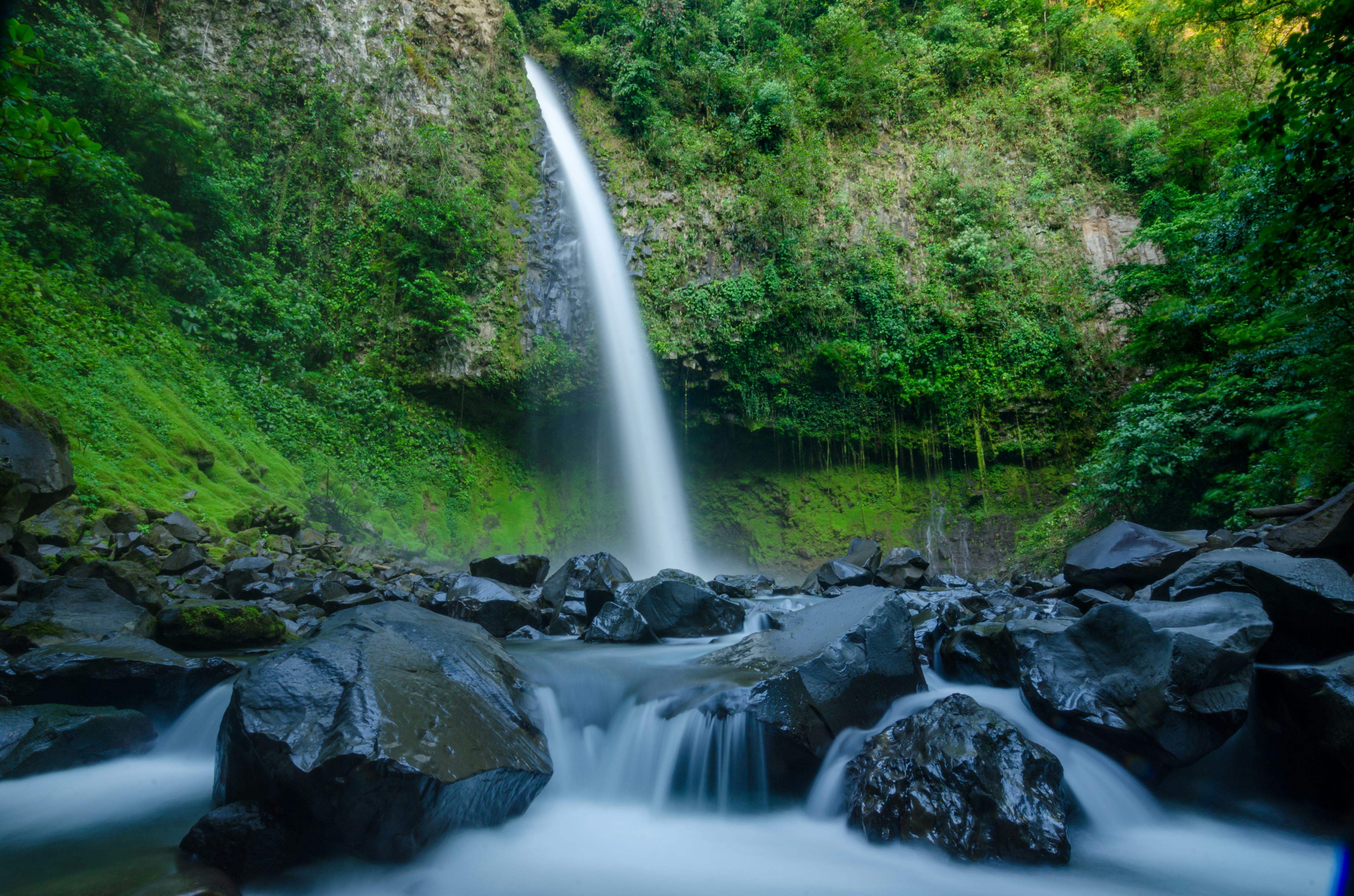 La Fortuna Waterfall photo gallery
